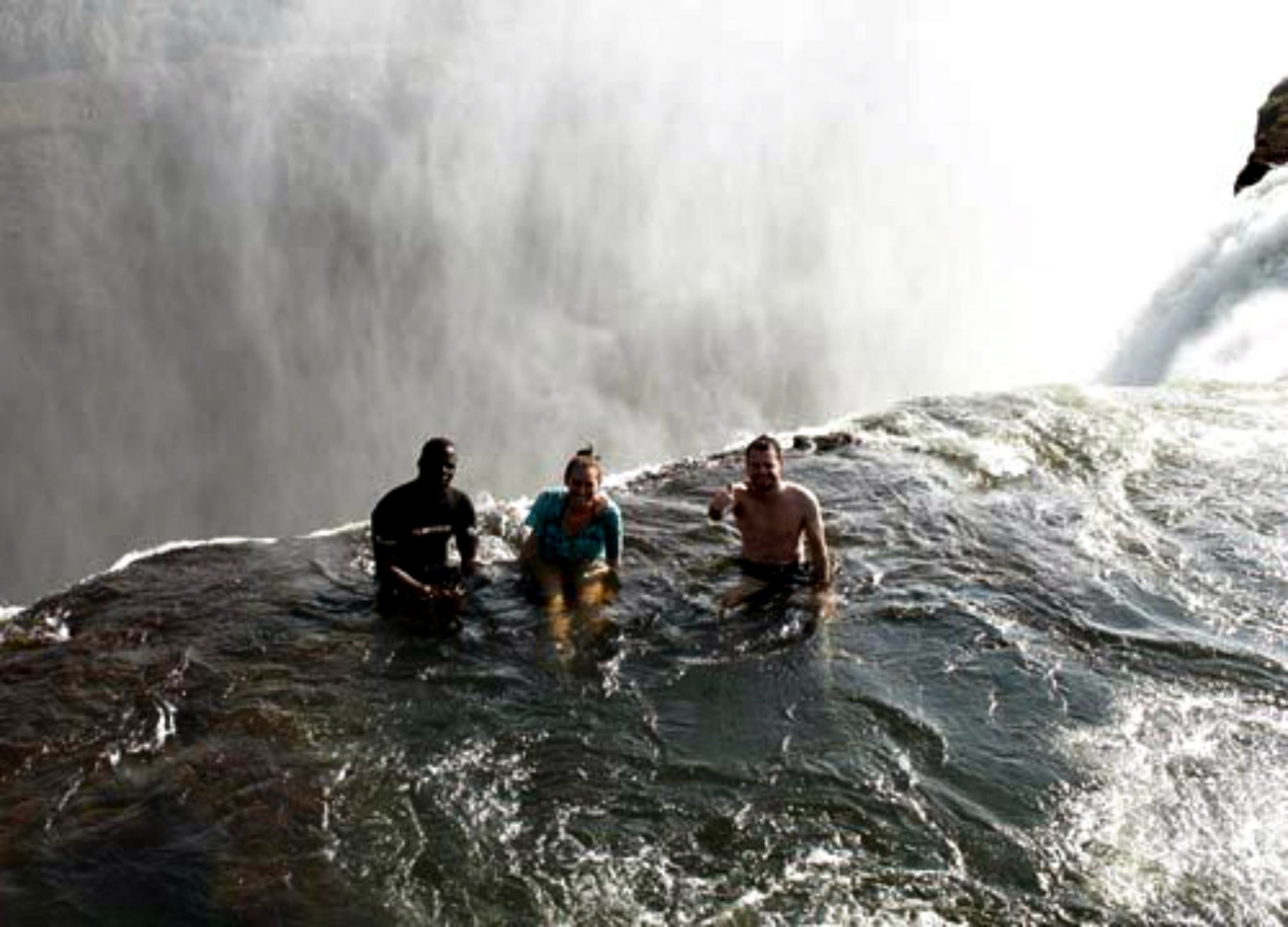 Is it safe to swim at devils pool? - Maano Adventures